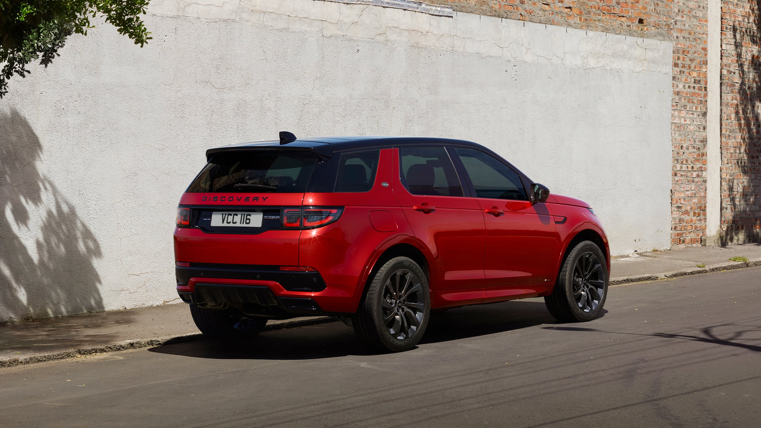 Discovery Sport | 多功能 Compact SUV | Discovery 台灣